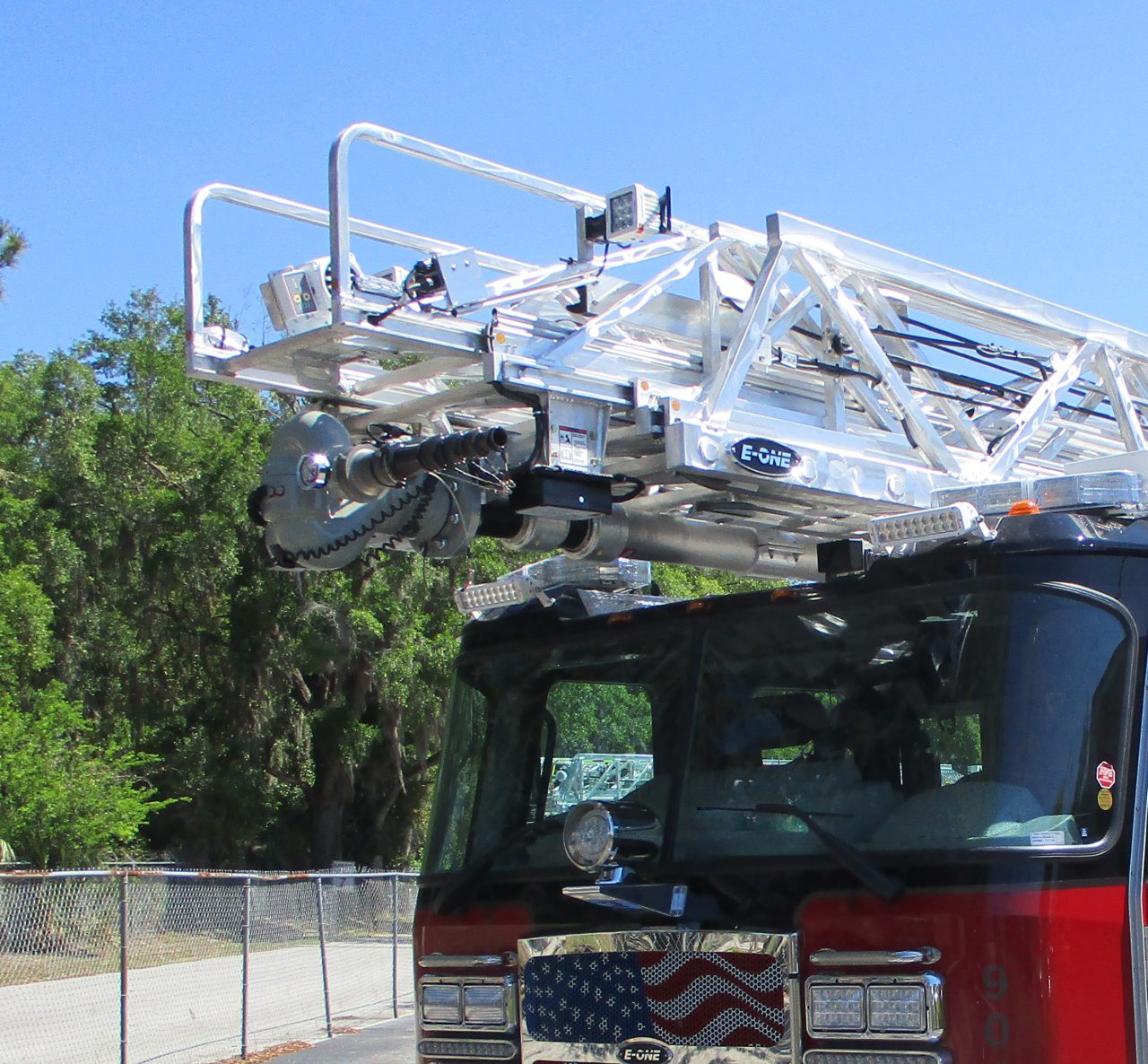 METRO 100 - E-ONE